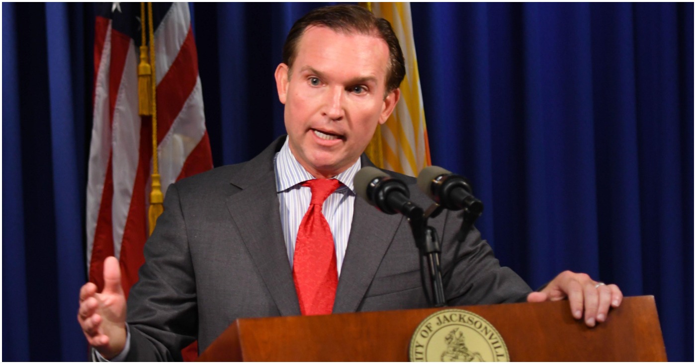 Jacksonville Mayor "Proud" to Welcome Back Full Crowds of Fans for UFC 261