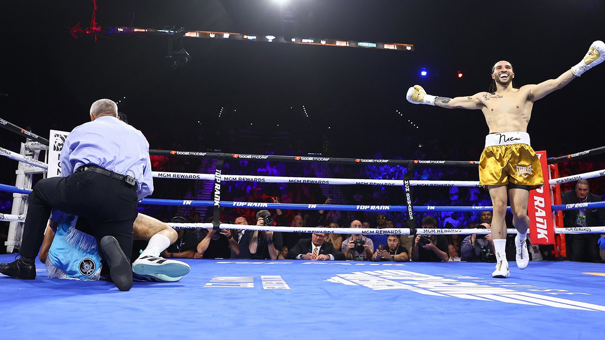 Muhammad Ali's Grandson Nico Ali Walsh Extends Unbeaten Record With KO ...