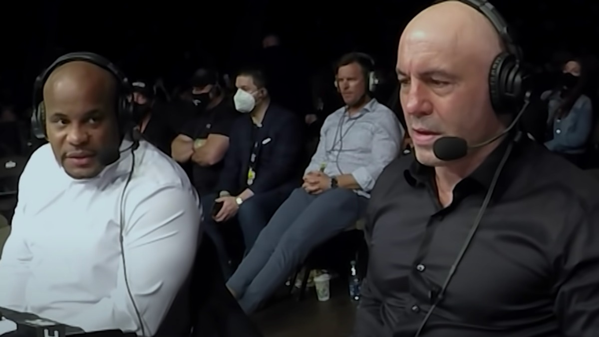 UFC 277 Judge Claps Back At Joe Rogan, Other Critics For Controversial ...