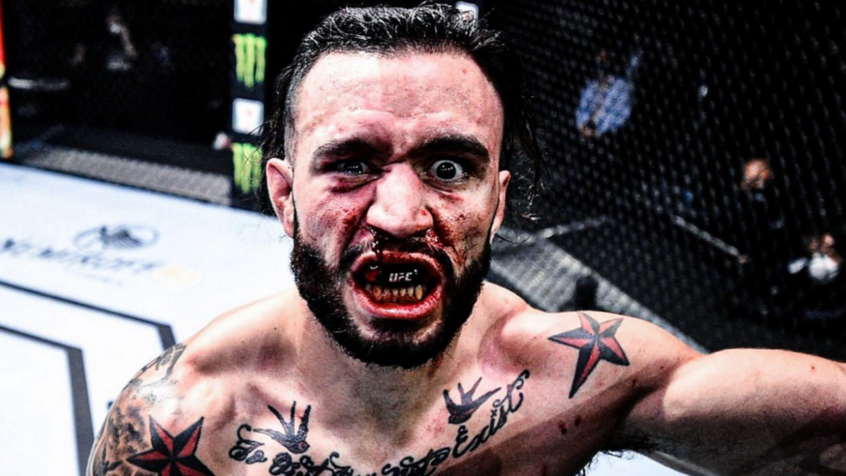 Shane Burgos Signs With PFL | MiddleEasy