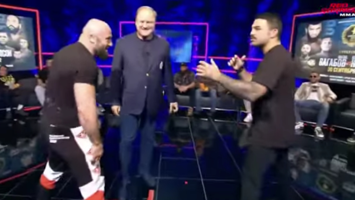 Mike Perry Gives Russian Fighter Magomed Ismailov 'A Taste For Free ...