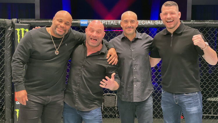 15 Best UFC Commentators: Meet the Voices of the Octagon | MiddleEasy