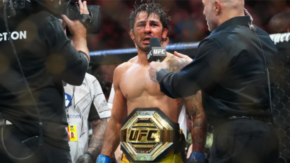Newly Crowned UFC Champion Alexandre Pantoja was Making Uber Eats ...