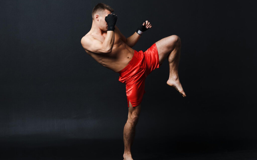 Different Types of Muay Thai Kicks for Beginners | MiddleEasy