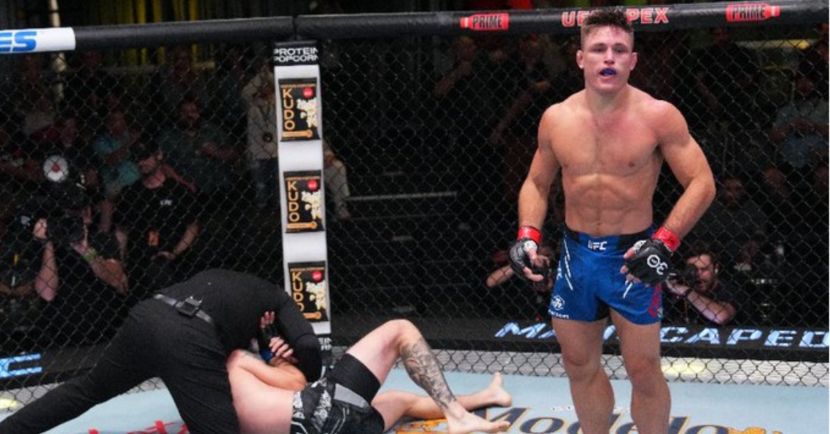 Drew Dober Smashes Ricky Glenn, Scores First-Round TKO - UFC Vegas 80 ...