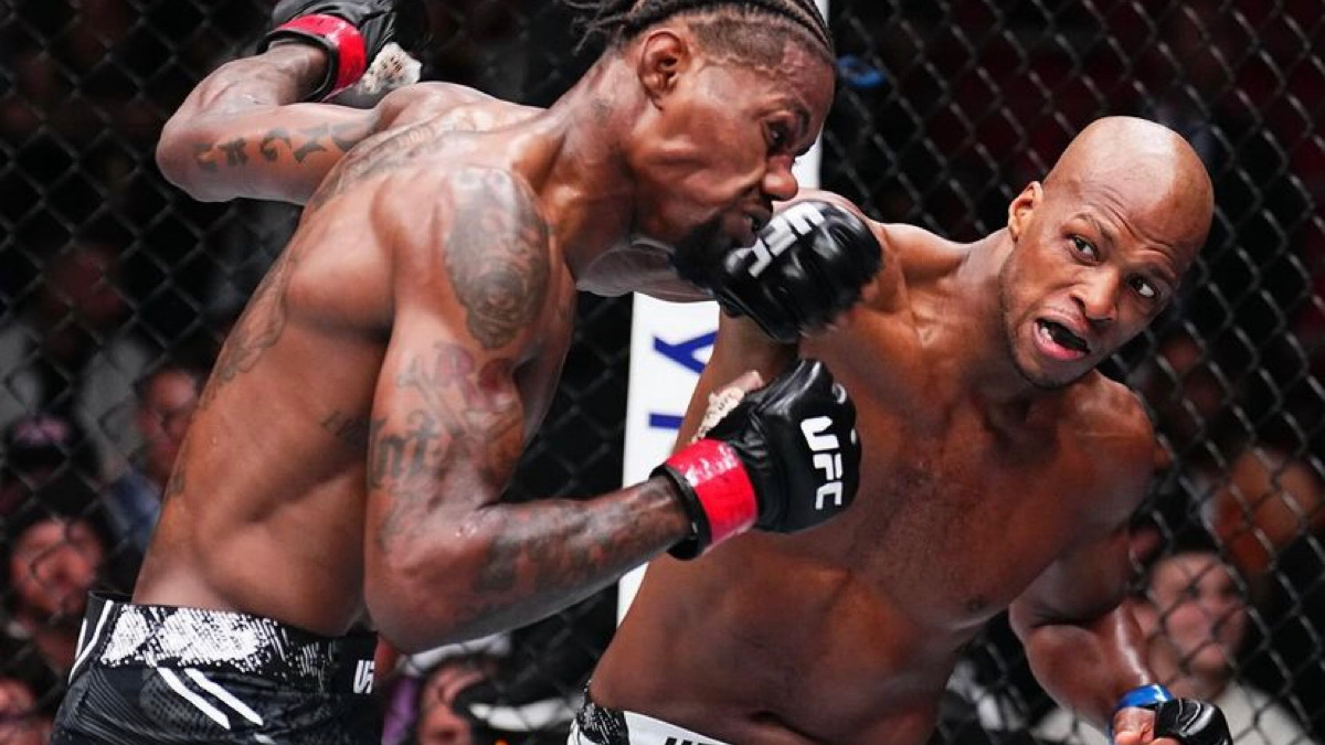 Michael 'Venom' Page Outpaces Kevin Holland To Win UFC Debut - UFC 299 ...