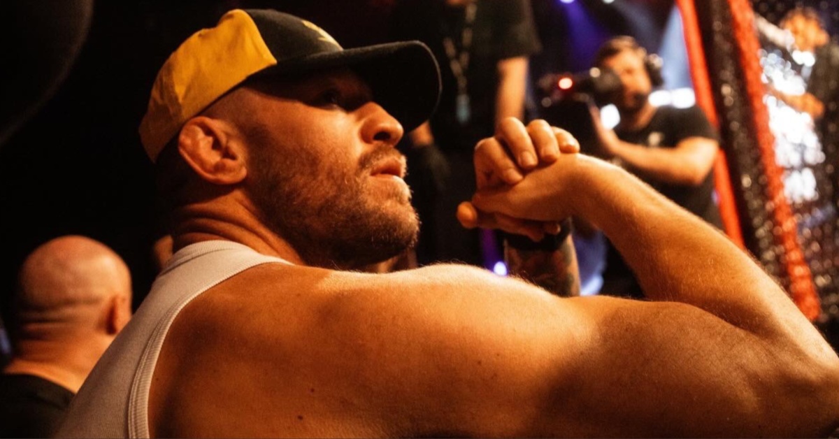 Joe Rogan Commends Conor McGregor for Pulling Out of UFC 303 Due to ...