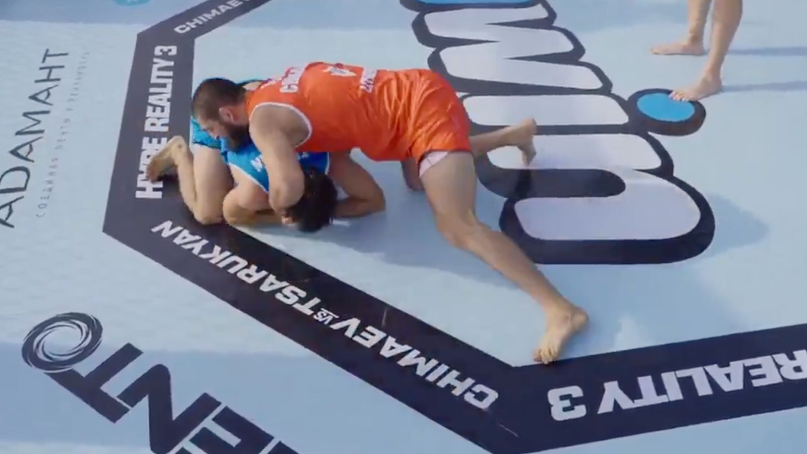 Khamzat Chimaev Outplays Ufc Star Arman Tsarukyan In Impromptu