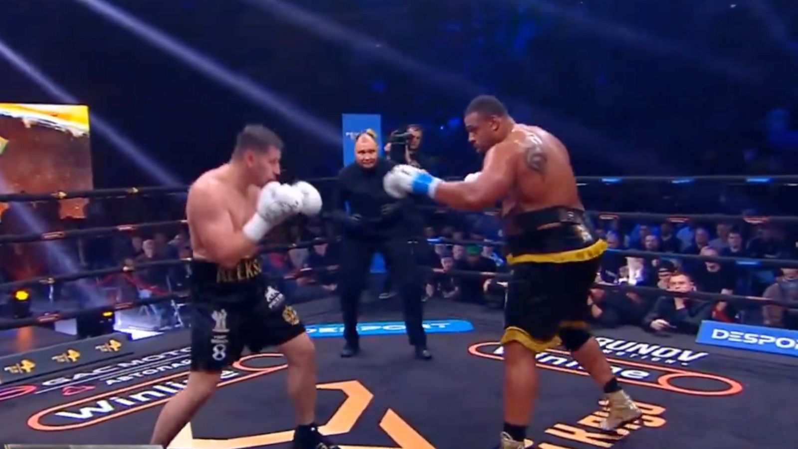 VIDEO: UFC Veteran Greg Hardy Gets Brutally KO'd In Russian Boxing ...