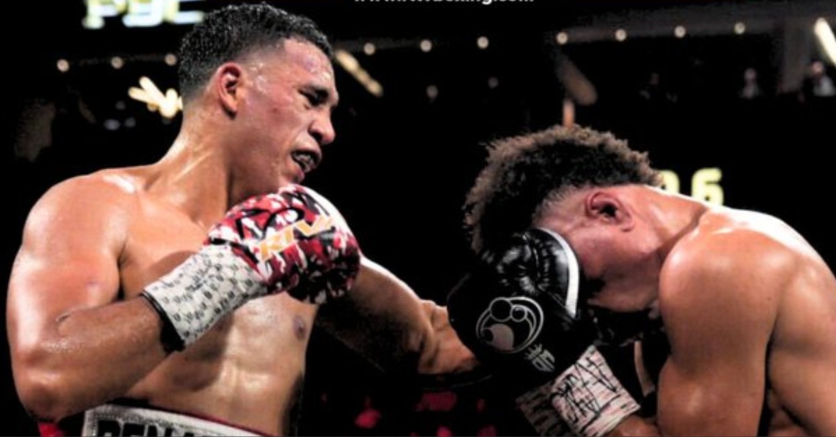David Benavidez Outworks David Morrell in Electrifying Brawl, Moves to 30-0 - Benavidez vs ...