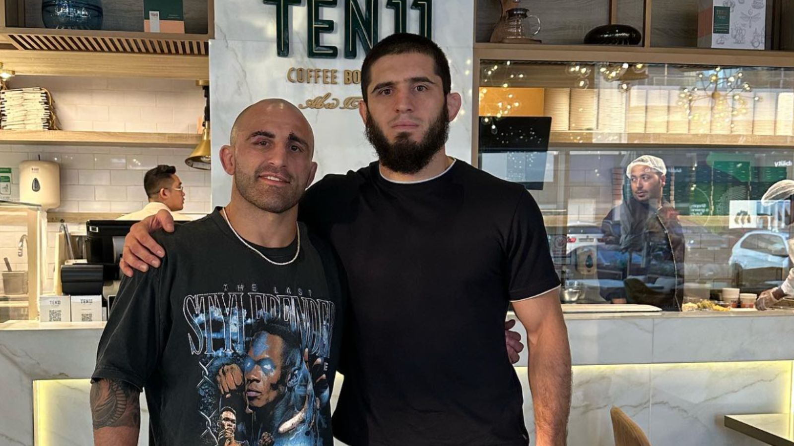 Islam Makhachev Praises Alexander Volkanovski for Stunning UFC 314 ...