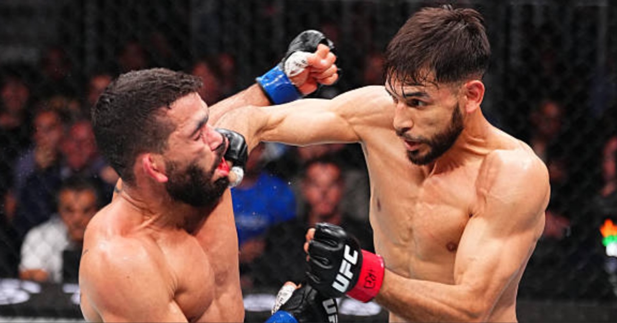 Yair Rodriguez Outworks Patricio Pitbull, Lands Unanimous Decision ...