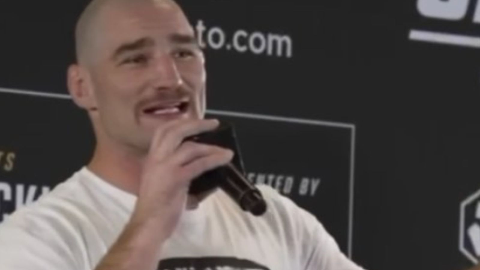 Sean Strickland Sees Dricus Du Plessis as Technically Superior on the Feet but Says Khamzat ...