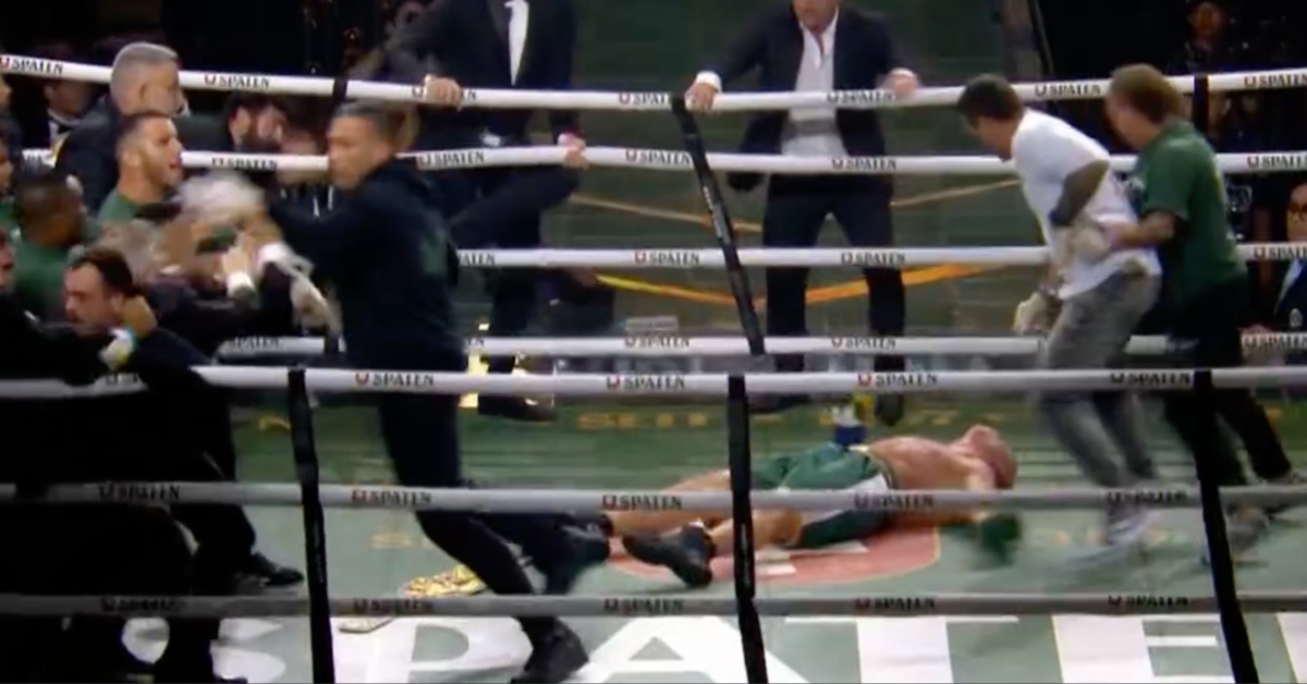 Watch - UFC Legend Wanderlei Silva Knocked Out Cold in Wild Post-Fight ...