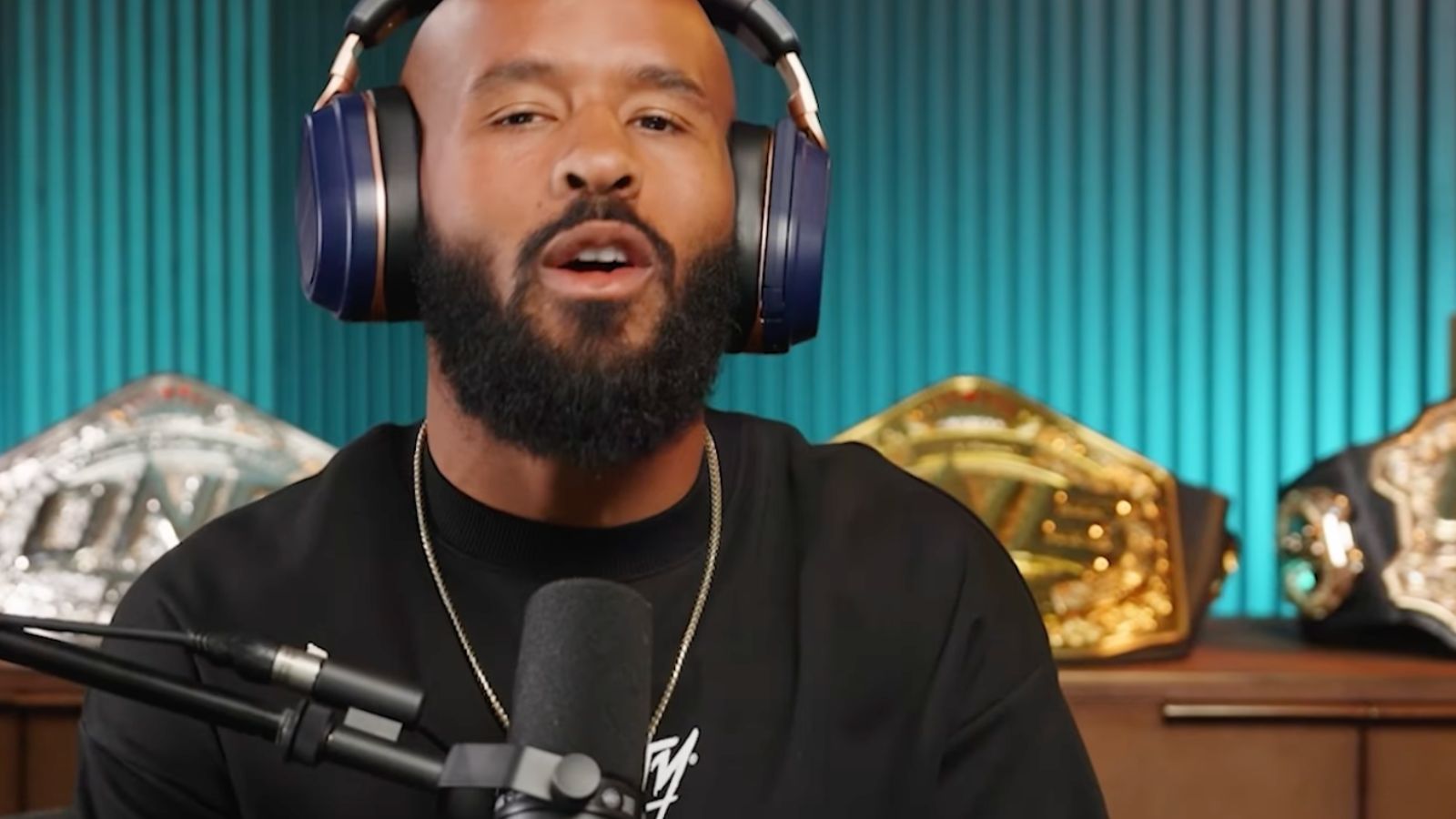 Demetrious Johnson Rejects Conor McGregor and Jon Jones for UFC White ...