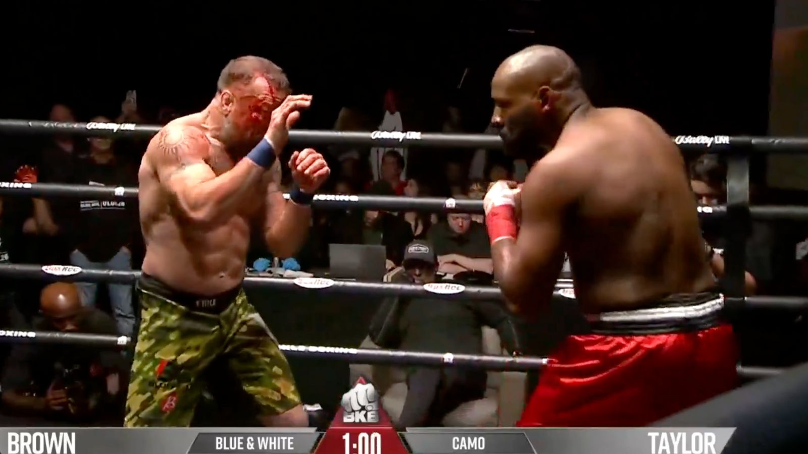 Ringside Doctor Stops Brown vs Taylor Bare Knuckle Fight After Severe ...